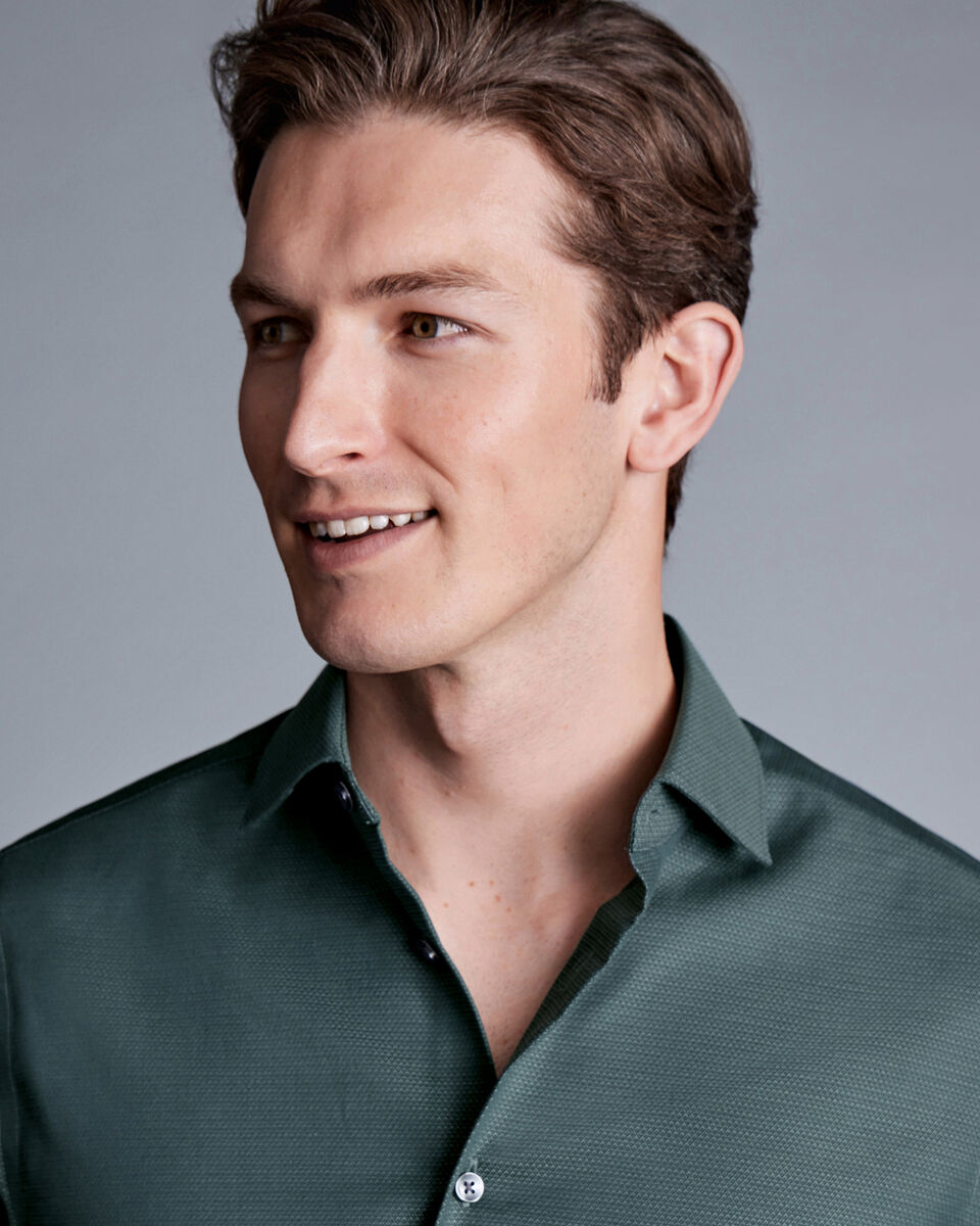 Non-Iron Diamond Stretch Texture Shirt - Atlantic Green | Charles Tyrwhitt