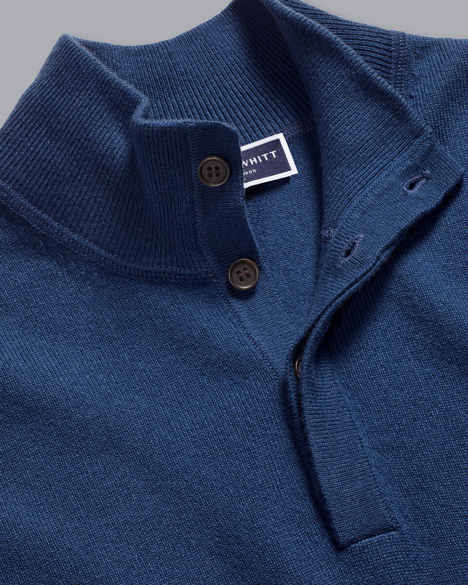Pullover aus Merino-Kaschmir mit Knöpfen - Indigoblau | Charles Tyrwhitt